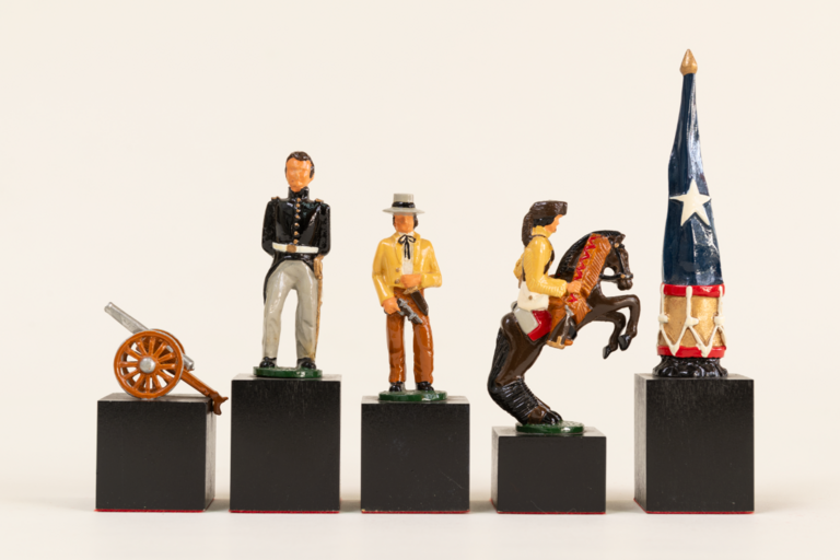150th Anniversary Chess Set | The Alamo
